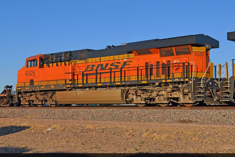 BNSF 6525